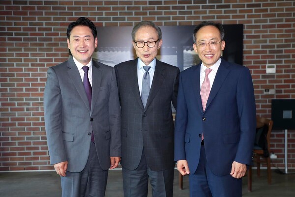 이명박 전대통령의 최근 모습