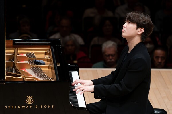 조성진 피아니스트 라벨 음반 발매