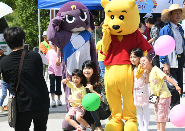 거창군, 창포원서 어린이날 큰잔치…"25개 체험 부스"