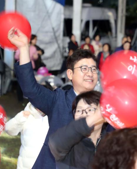 내고향 까마구 강준석 전 해수부차관 장관 되길 희망합니다